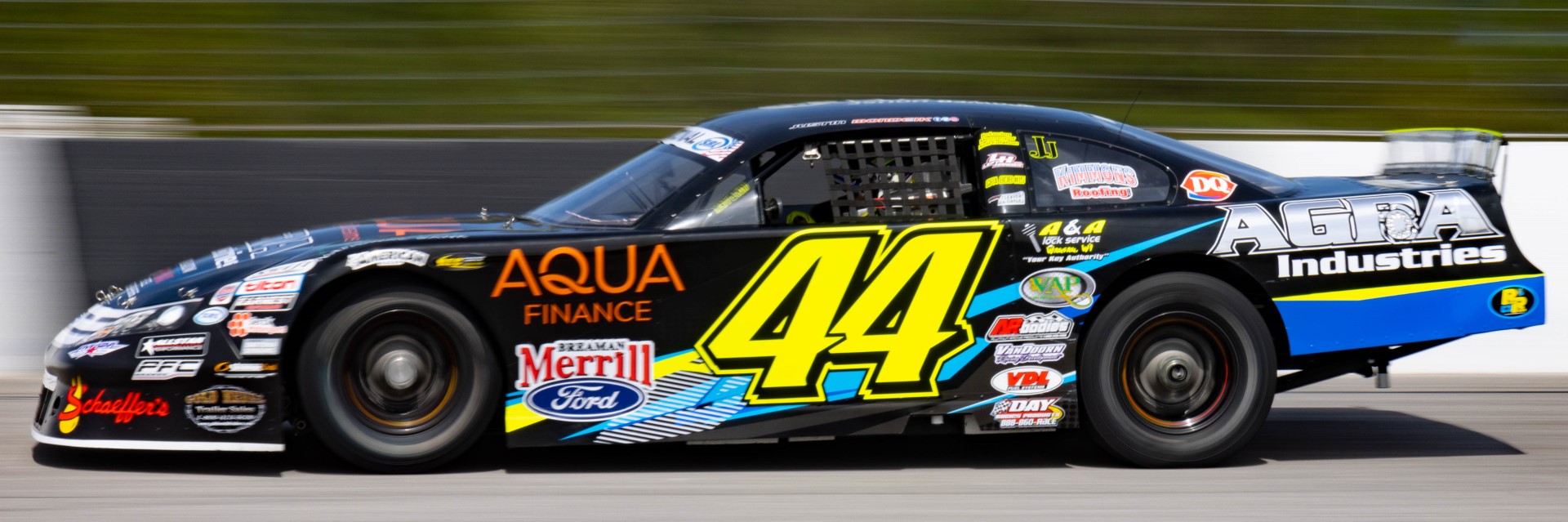 Justin Mondeik Racing Announces Exciting Partnership Renewal with Aqua ...